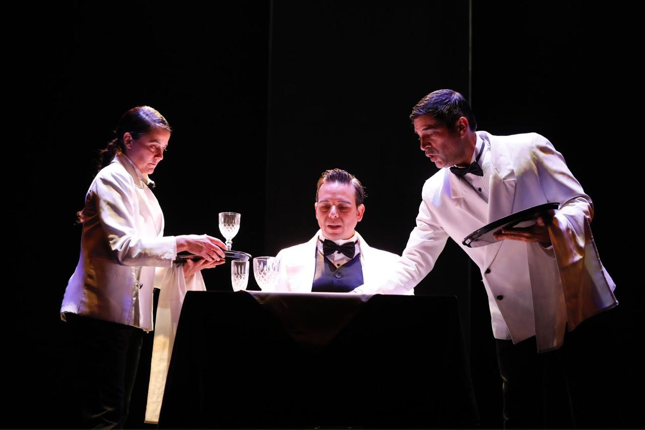 Álvaro Viguera | LO CRUDO LO COCIDO LO PODRIDO